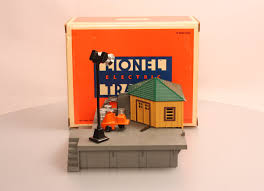 Lionel Operating Oil Drum Loader