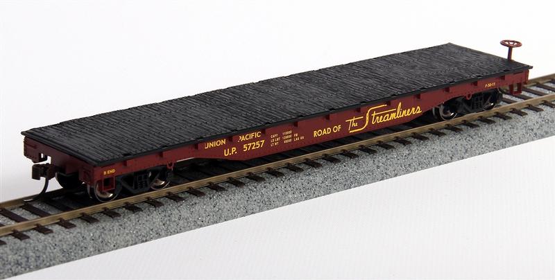 Bachmann HO 17301 Silver Series 52' Flat Car, Union Pacific #57257