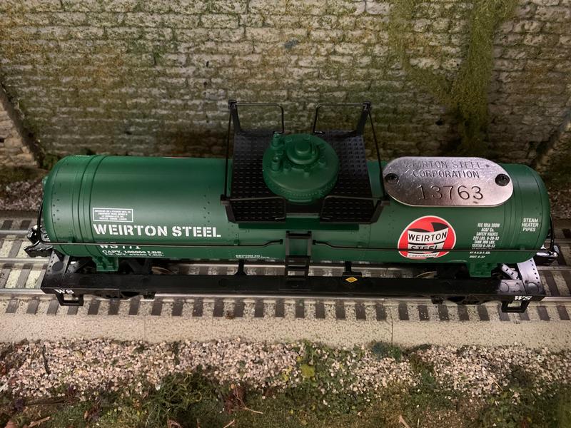RMT-96899-441 WEIRTON STEEL GREEN 8000 GALLON TANK CAR W/WEIRTON STEEL ...